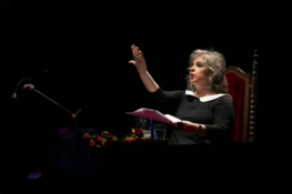"La línea" de Beatriz Doumerc y Ayax Barnes: el libro que revolucionó ...